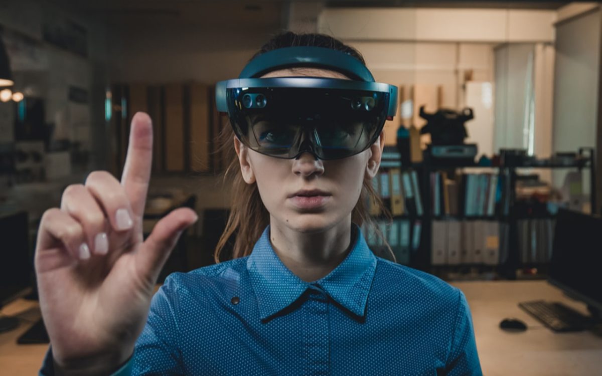 Patent filing involves ‘electronic device with adaptive display’ for ‘Apple Glasses’ - MacTech.com