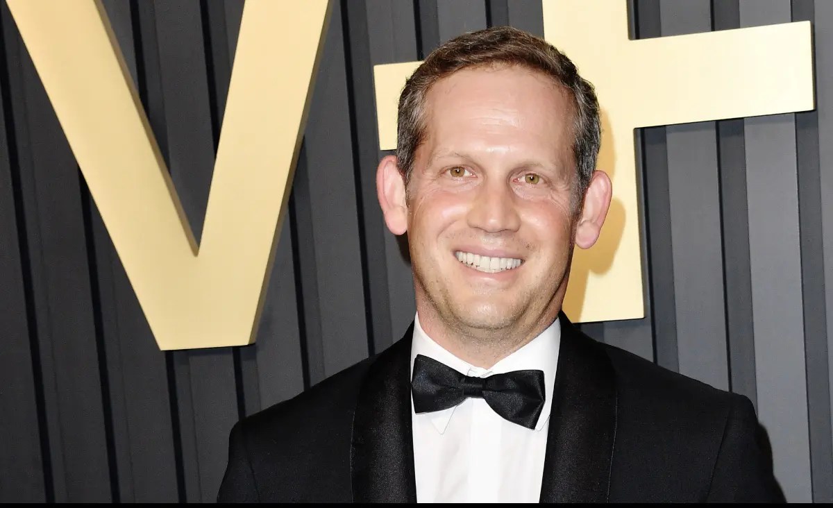 Ford names Apple veteran Peter Stern to lead its new Ford Integrated ...