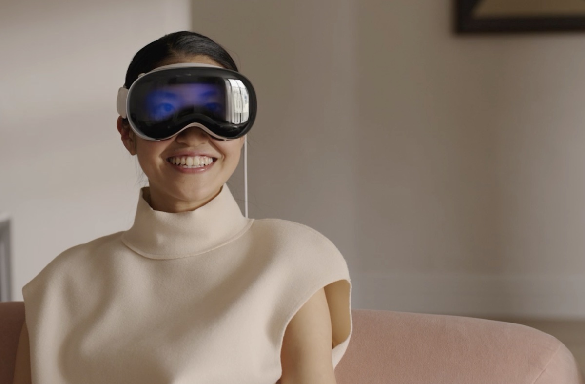 Apple granted patent for the EyeSight feature in the upcoming Vision ...