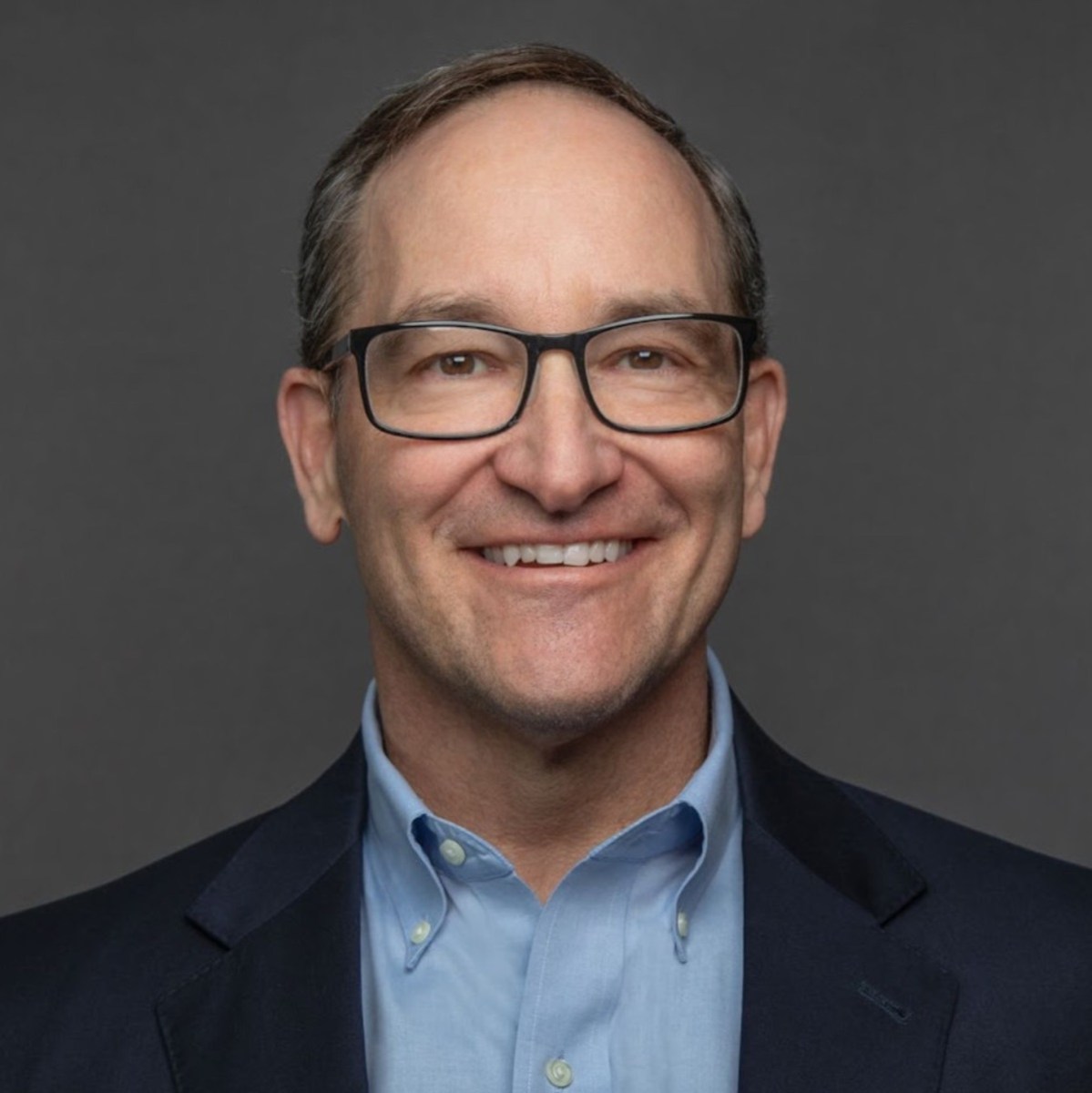 Former Apple exec named chief safety officer at self-driving car ...